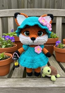 The Garden Blossom Chibi Fox Pattern: An Amigurumi Springtime Project